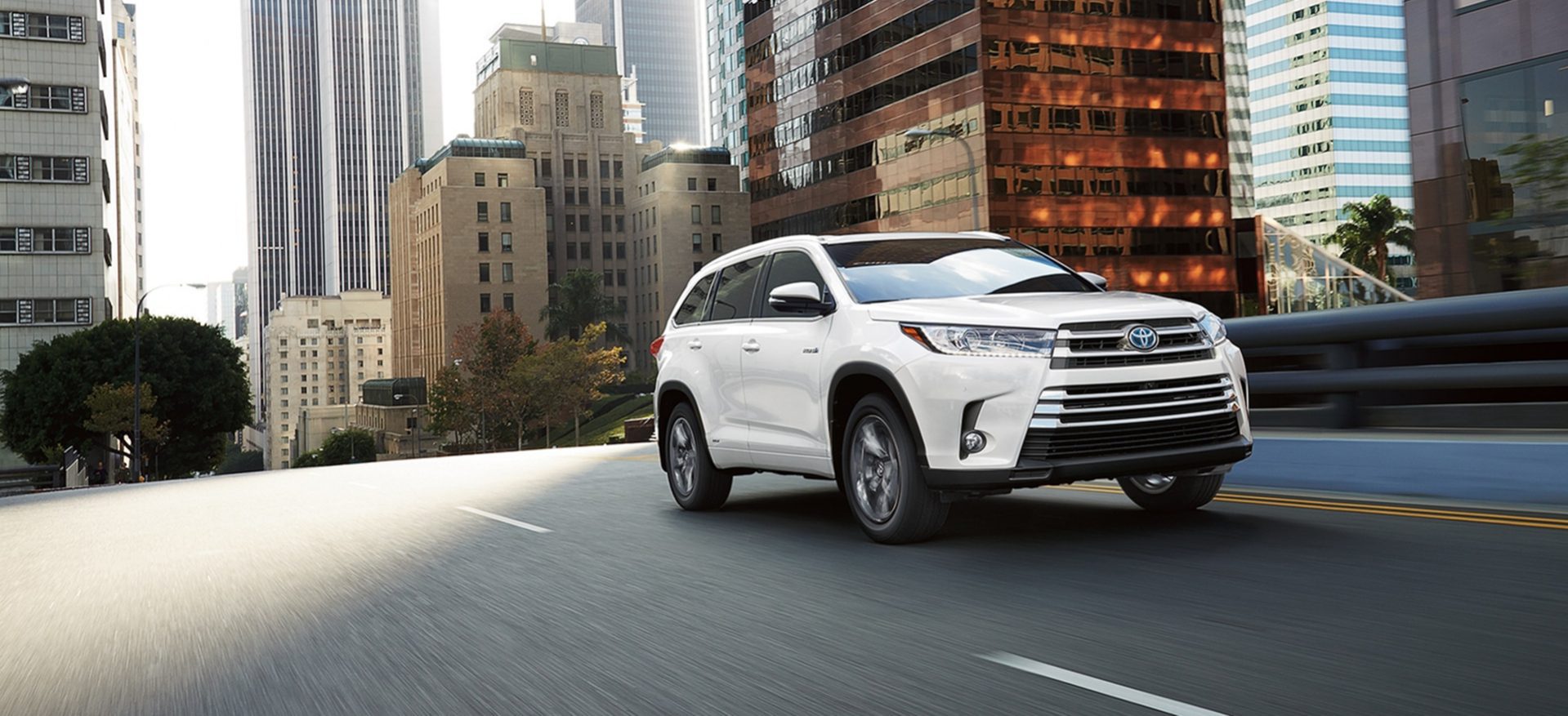 Fahari Motors – Furaha yako, Fahari yetu